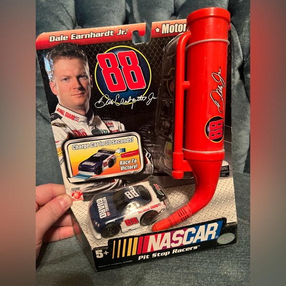 Nascar | Toys | Nascar Dale Earnhardt Jr 88 Pit Stop Racers Motorized ...